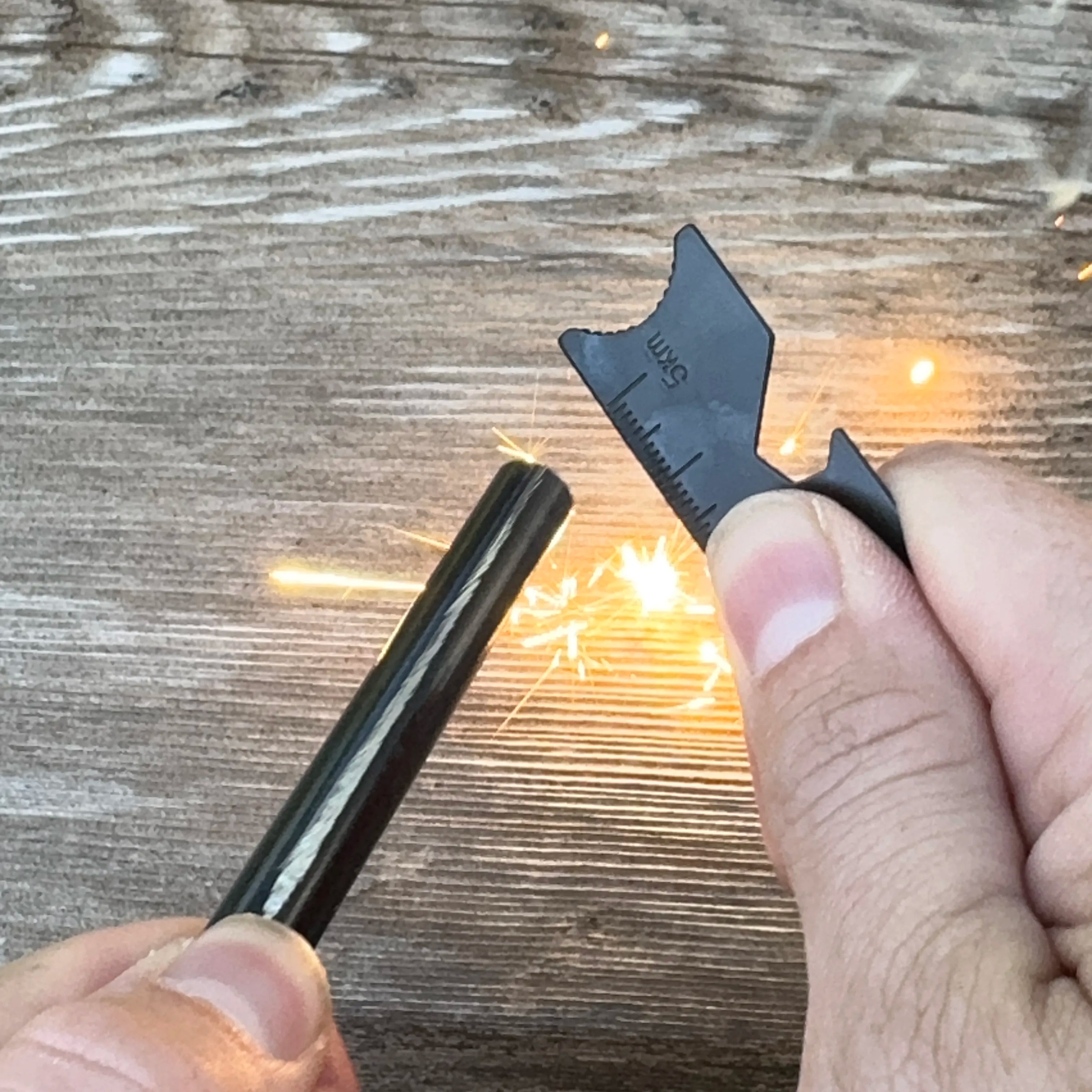 Ferro Rod and Sparking Tool – Pocket Tool Warehouse